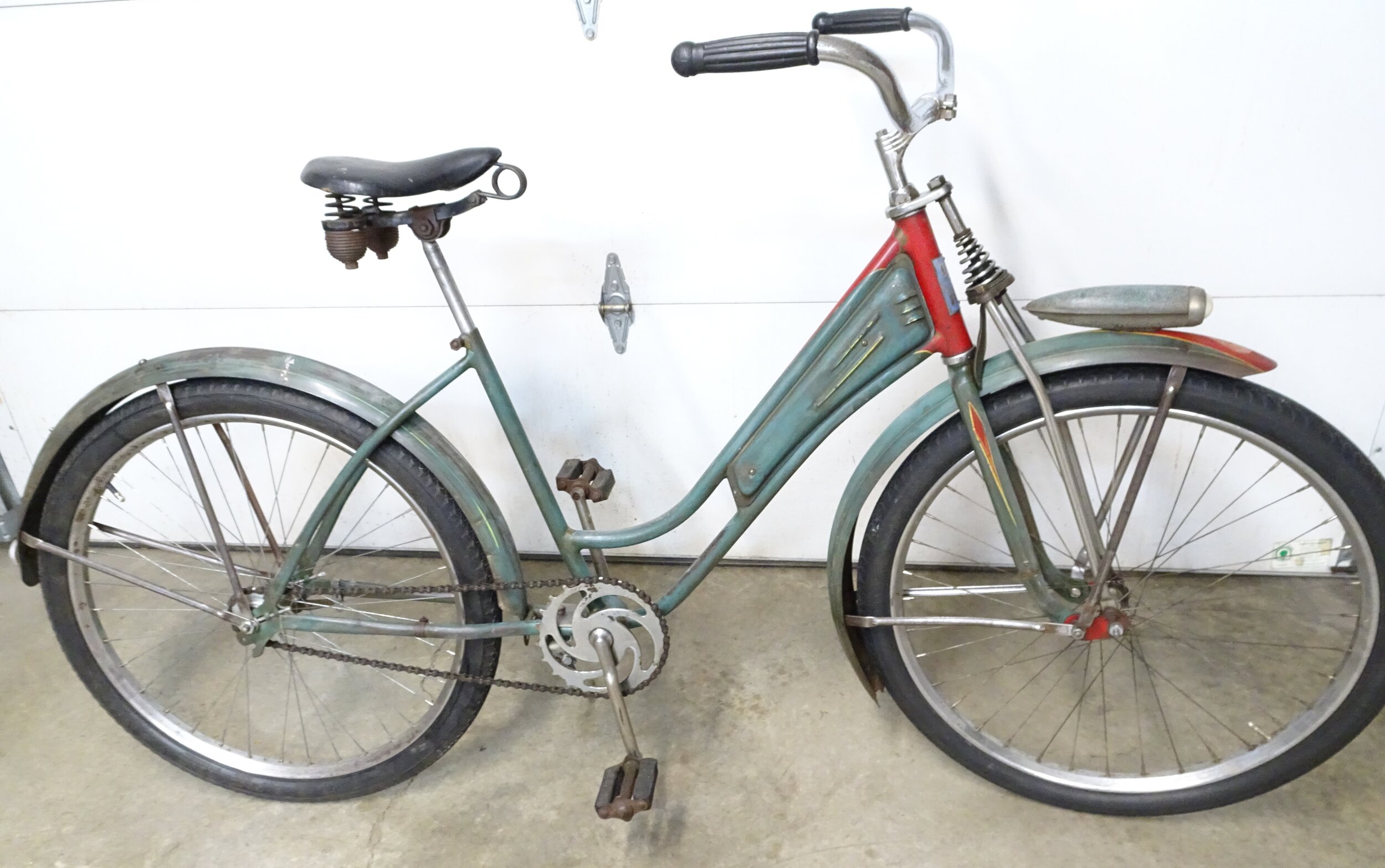 Sold - 1939 Dayton Huffman ladies bike | Archive (sold or withdrawn ...