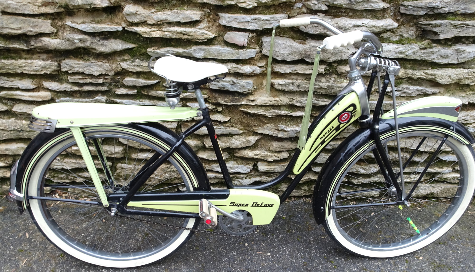 Sold - Vintage Monark Super Deluxe 26" Ladies bike | Archive (sold or ...