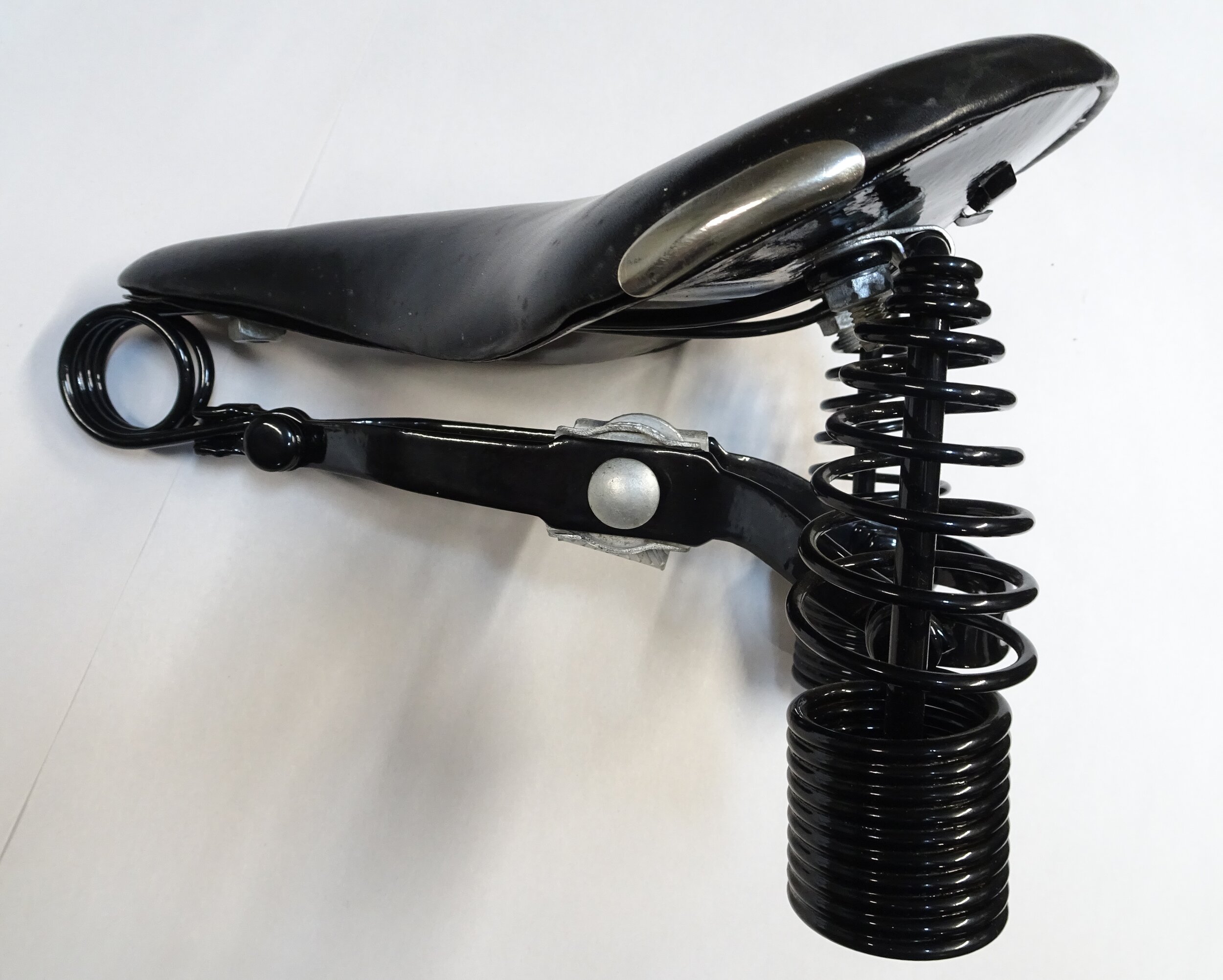 Sold - Prewar Mesinger long spring saddle | Archive (sold or withdrawn ...