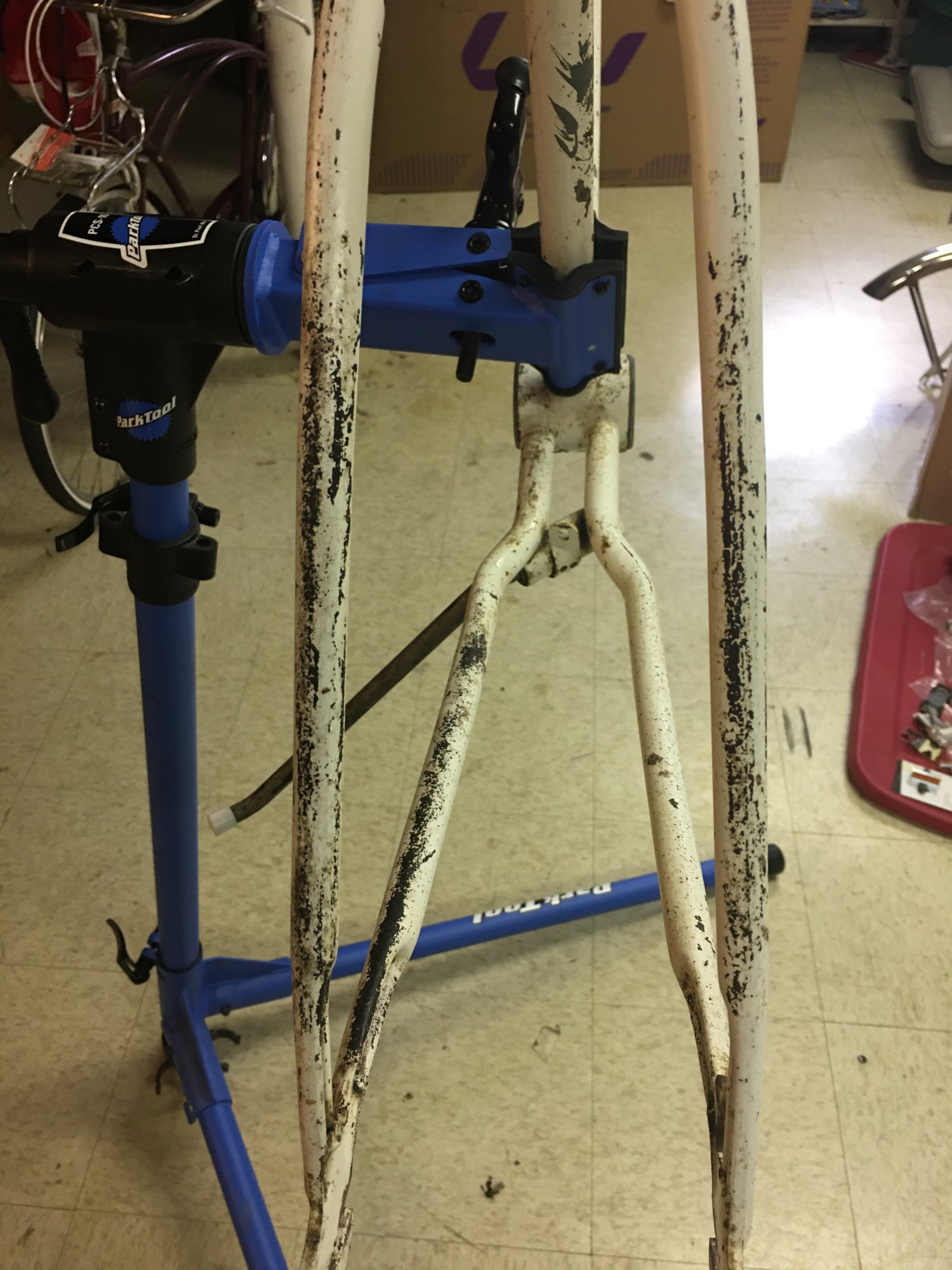 Best ways to deal with rust spots on a white frame? | Bicycle ...