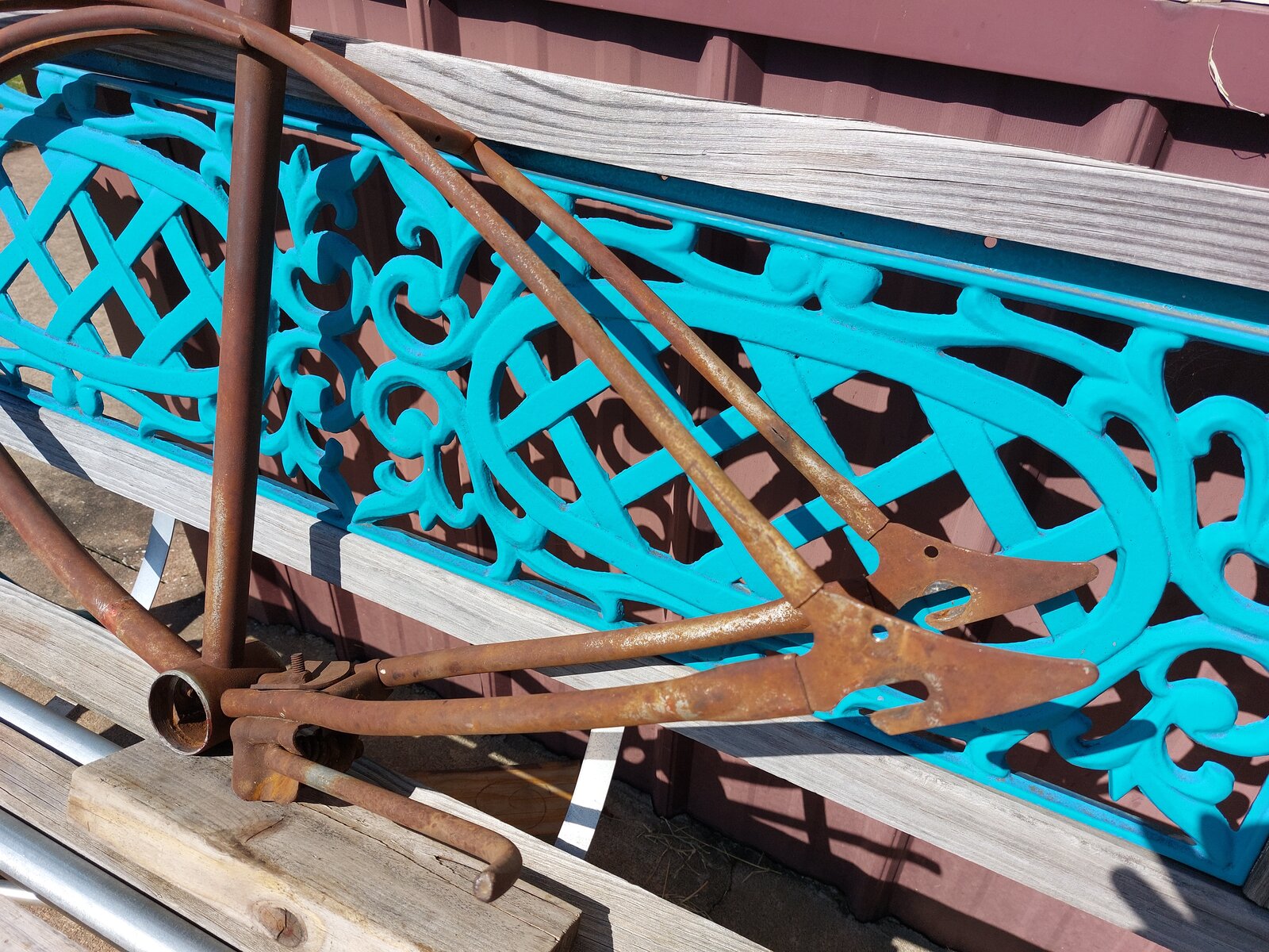 How do you clean out the rust inside the frame without removing the ...