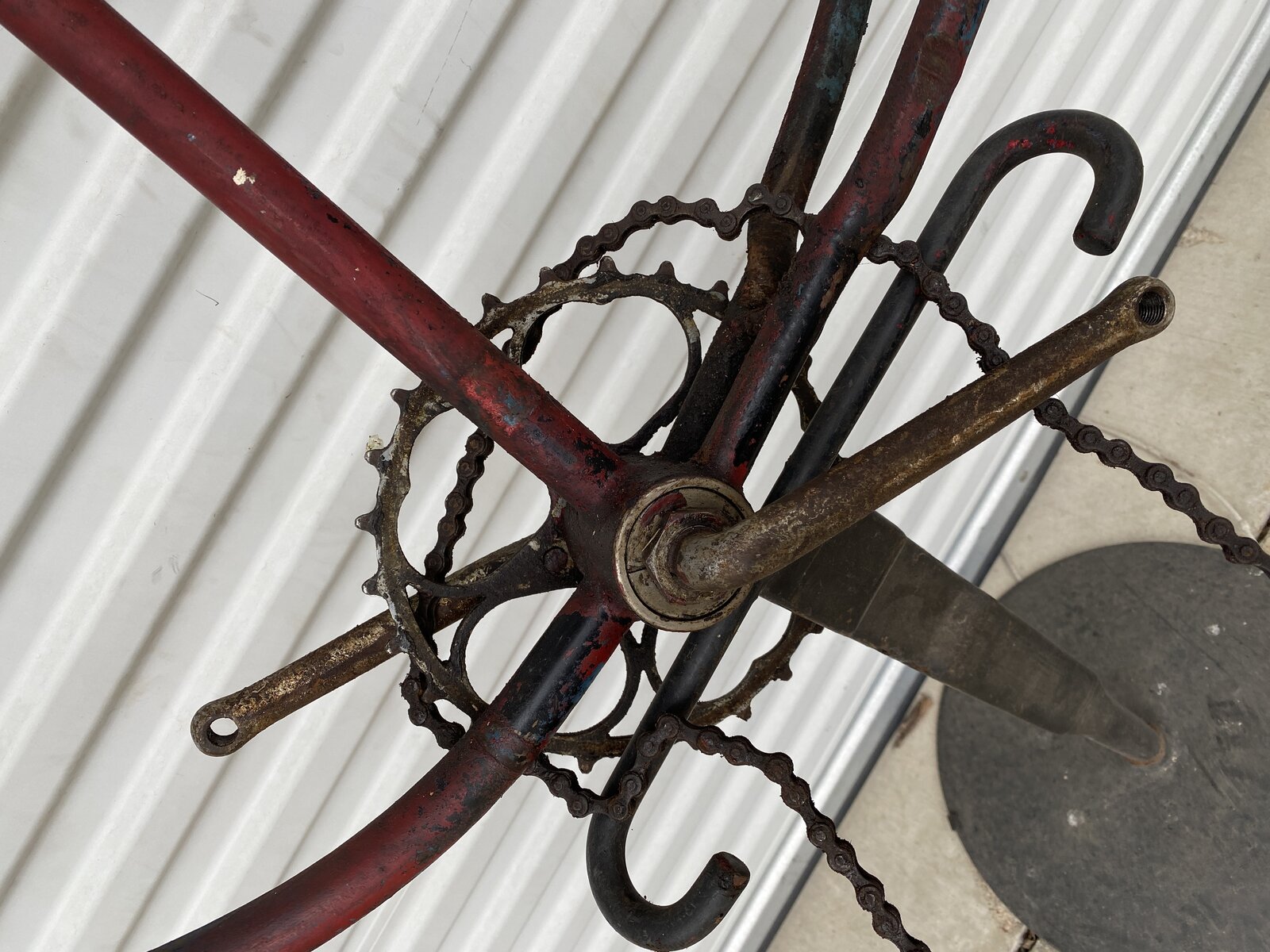 Sold - DOND prewar Schwinn frame, cranks, chain and handlebars ...