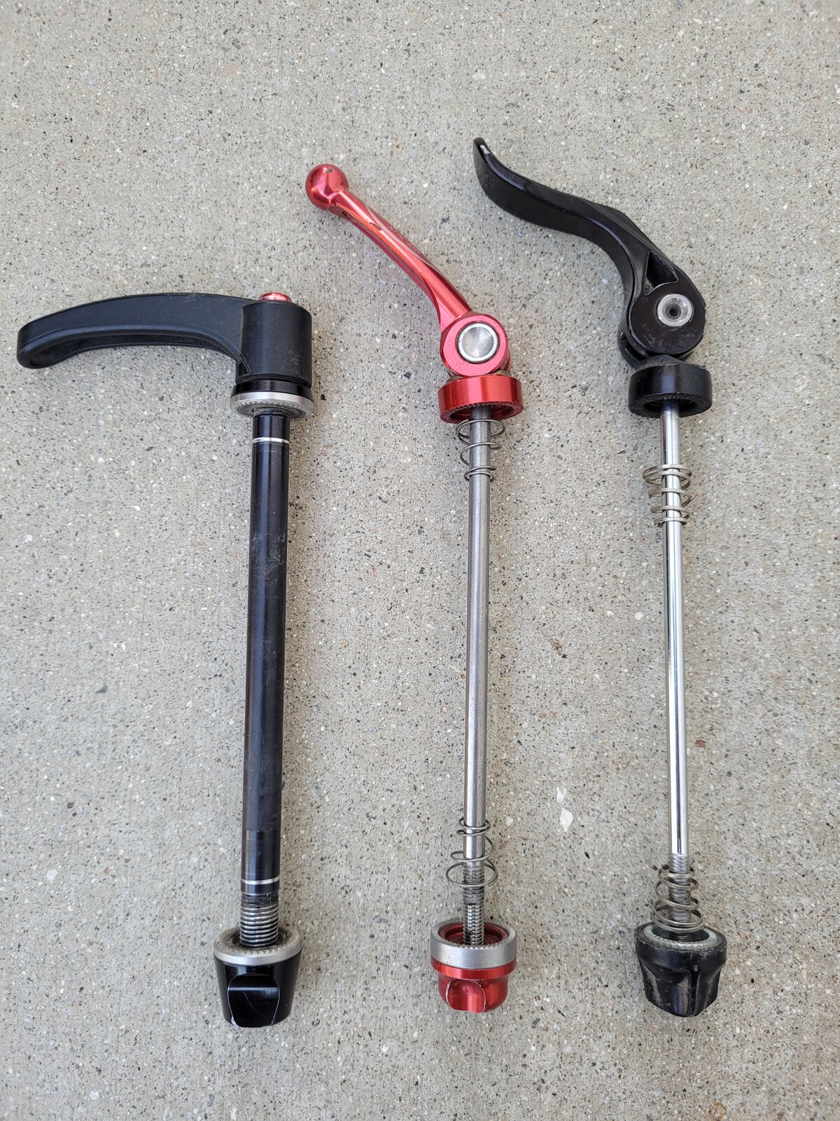 Is this a quick release skewer? | Vintage Mountain Bikes | The Classic ...