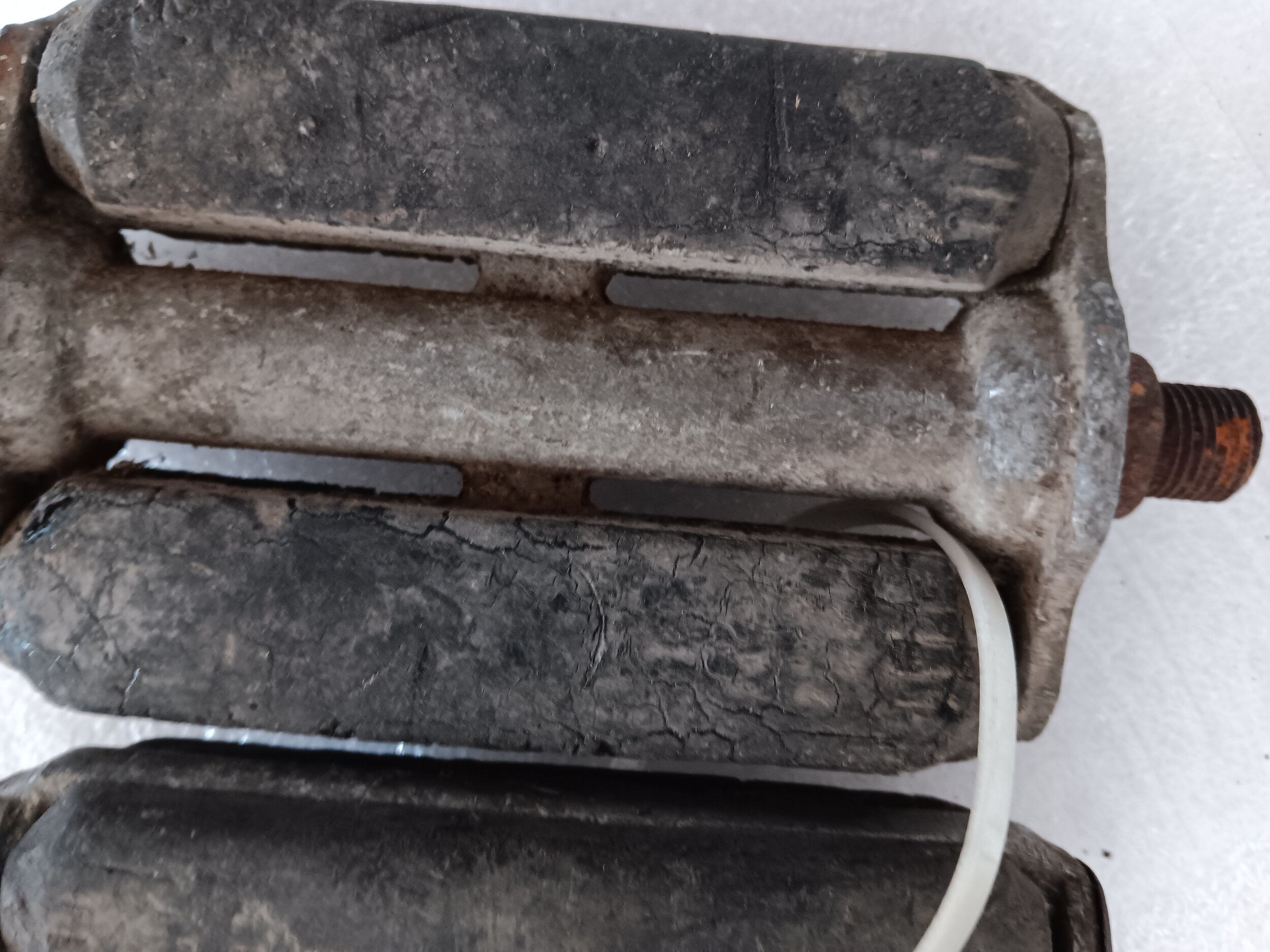 Sold - Gibson pedals. $80 shipped. | Archive (sold or withdrawn) | The ...