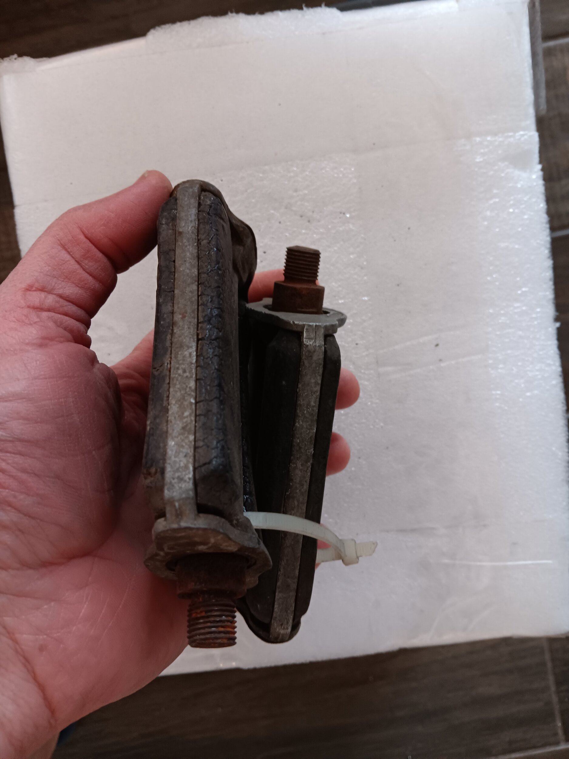 Sold - Gibson pedals. $80 shipped. | Archive (sold or withdrawn) | The ...