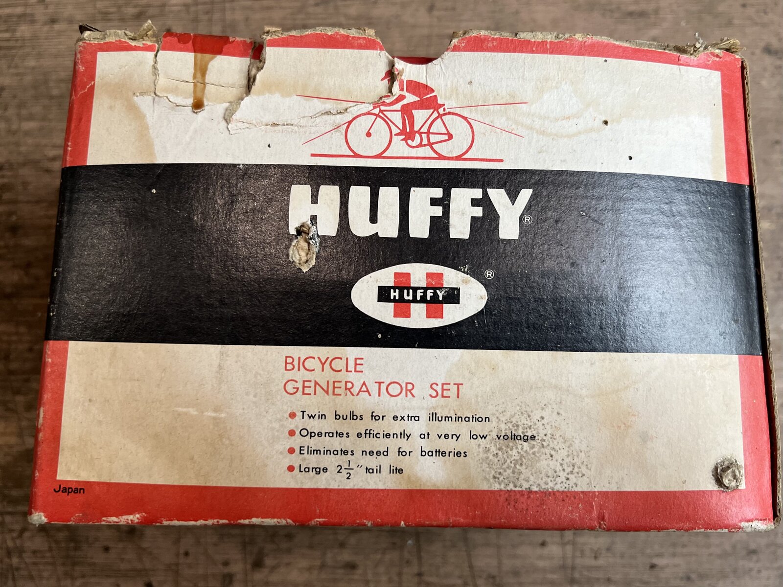 Sold - Dond: NOS Huffy headlight, taillight and generator accessory kit ...