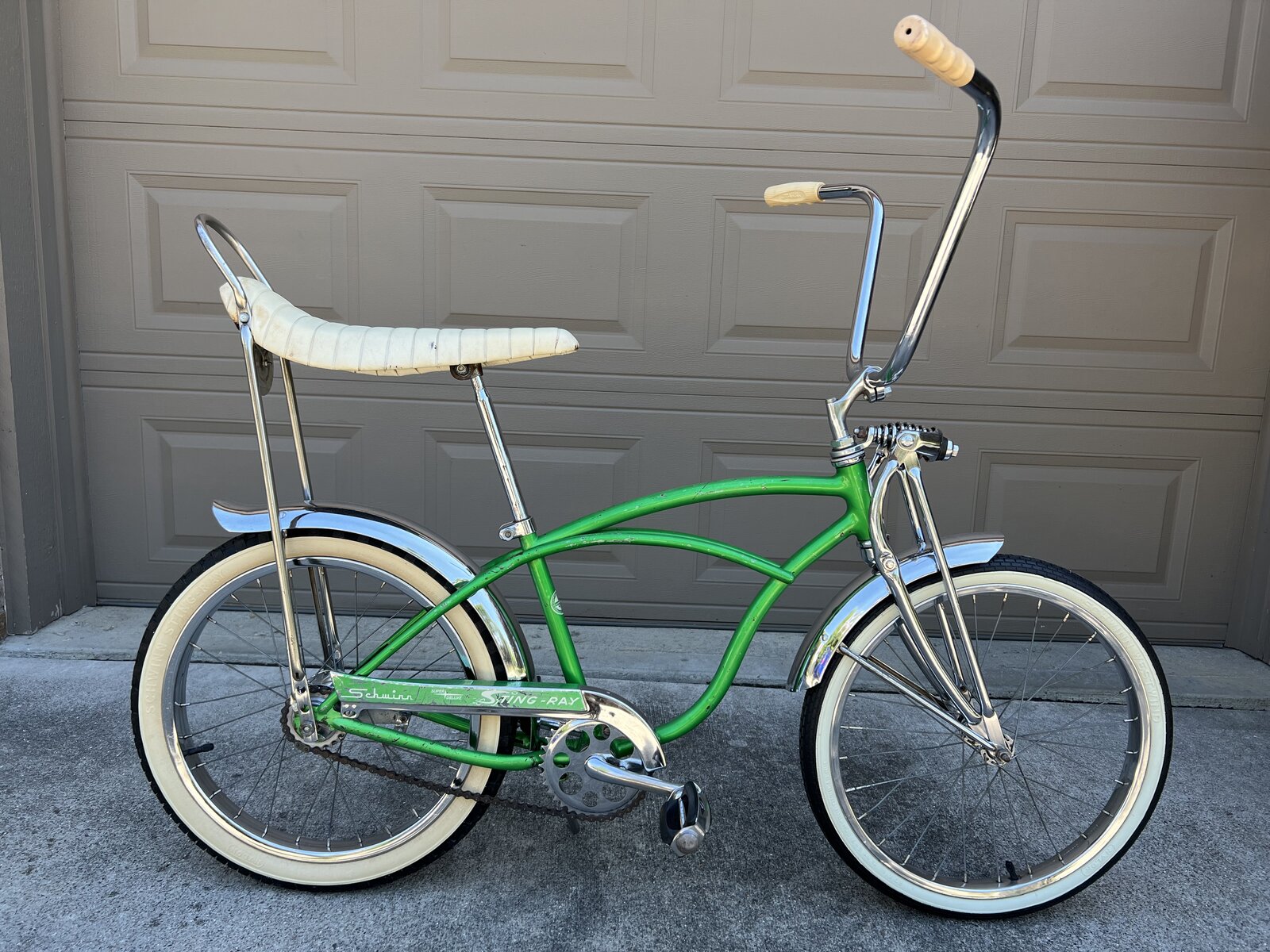 Super deluxe years? | Schwinn Stingrays and Other Muscle Bikes | The ...