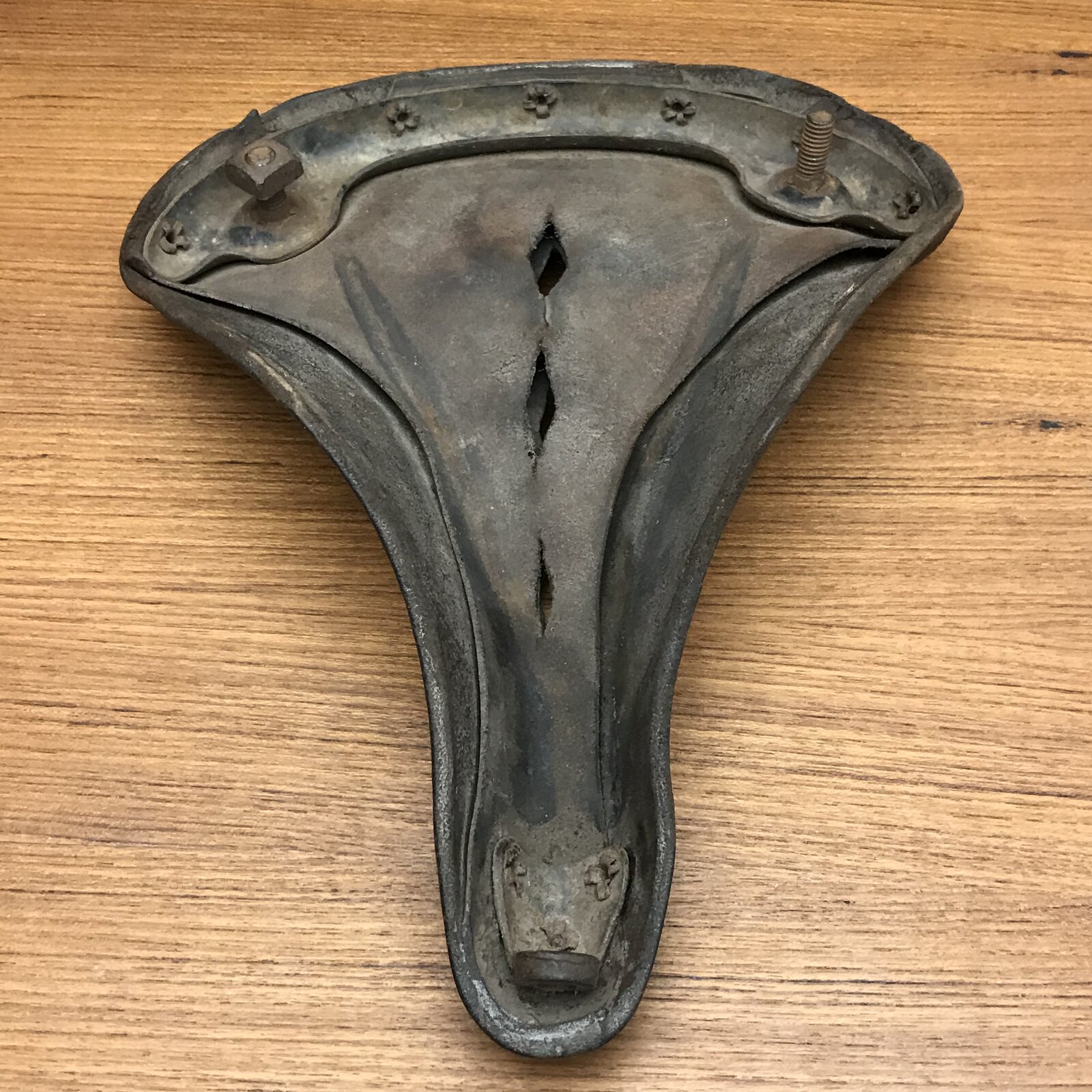 Sold - fs original troxel eagle eureka perfection leather saddle top ...
