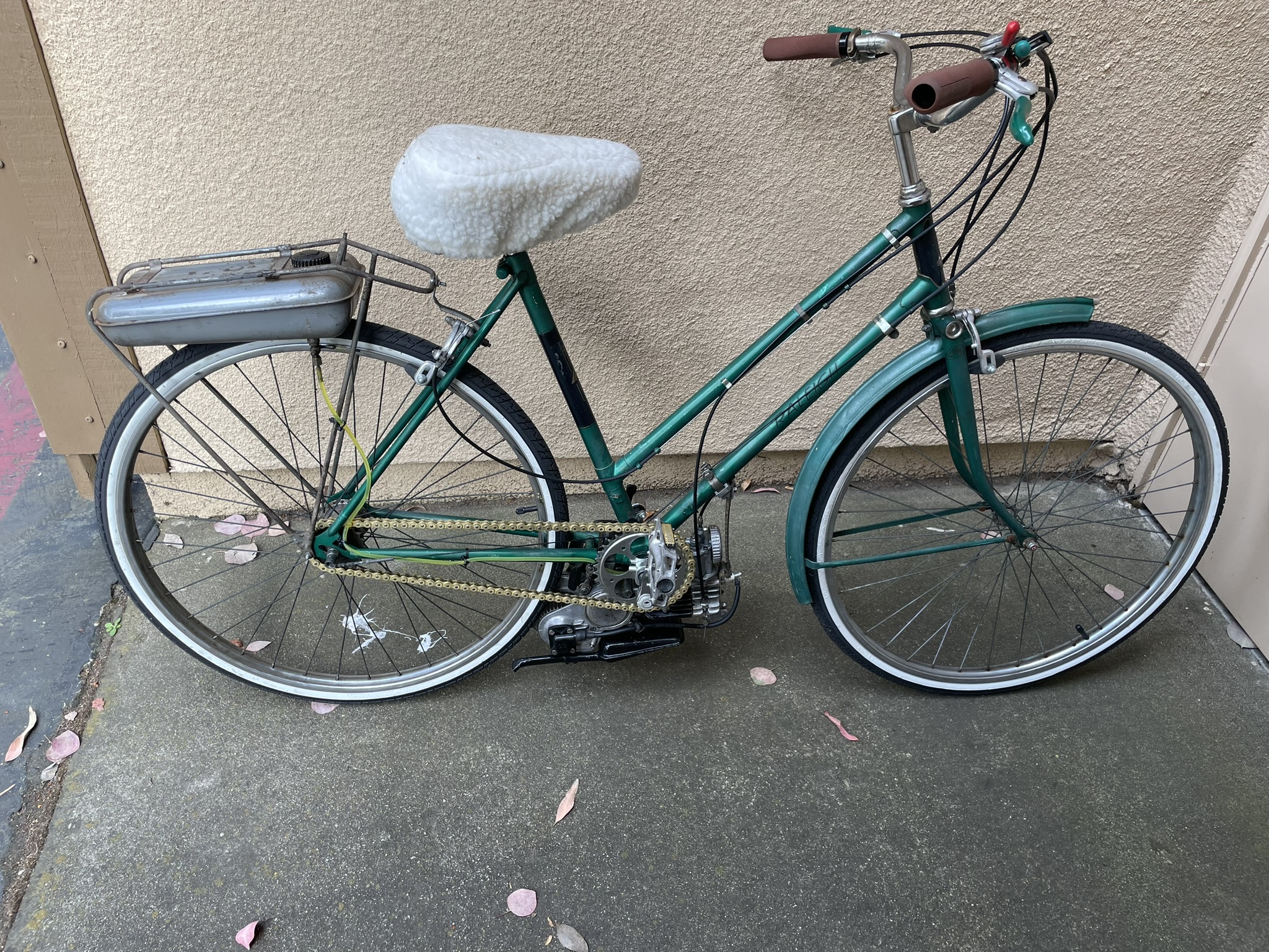 Antique vintage Raleigh with Garelli Mosquito engine | Deal Or No Deal ...
