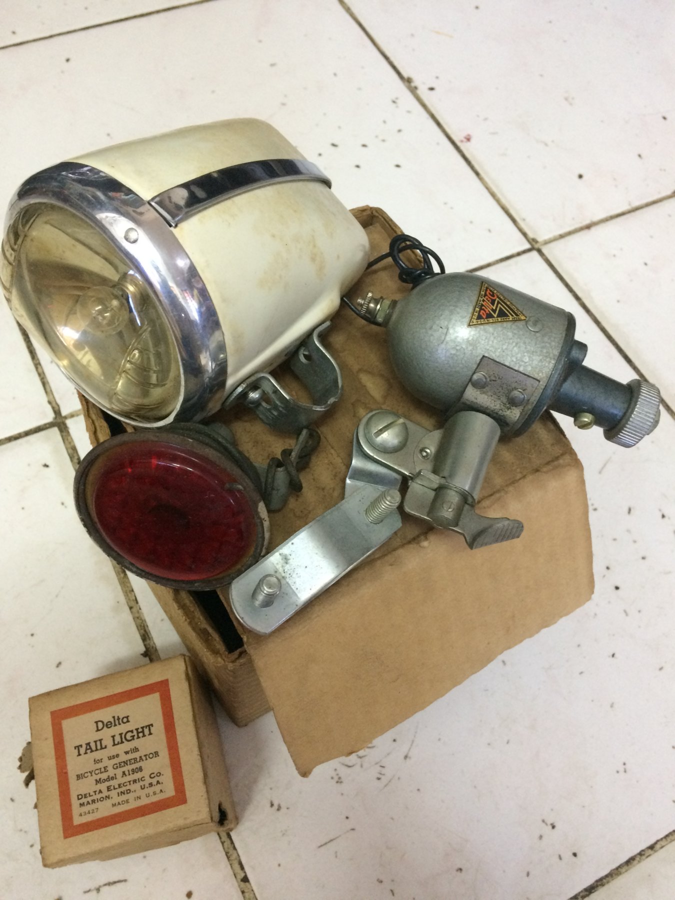 Delta Roadliter - aka Wedge Light - Ads Info Examples | General ...
