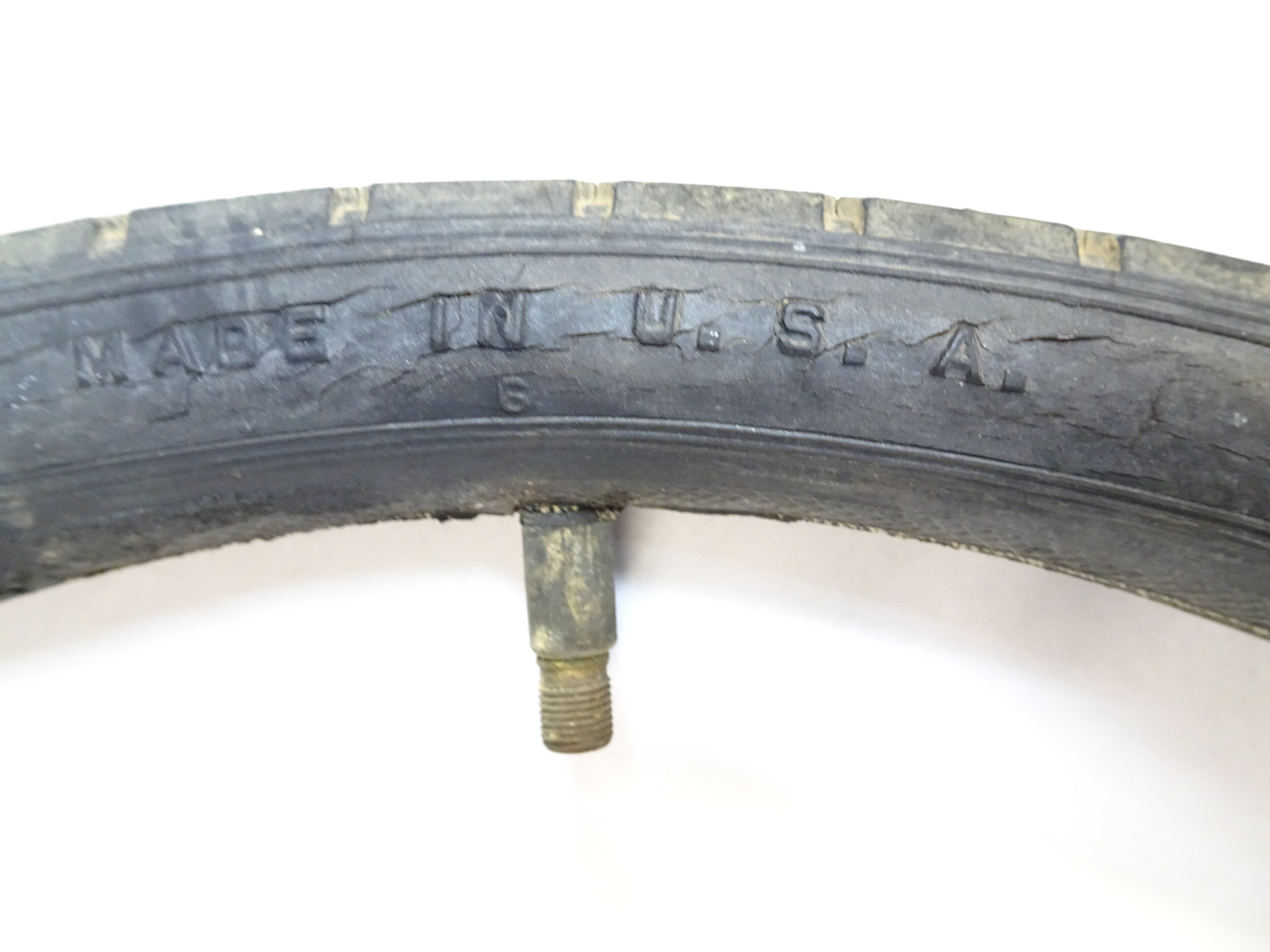 Withdrawn - Vintage 28 X 1 1/2 Penn Arrow single tube tire | Archive ...