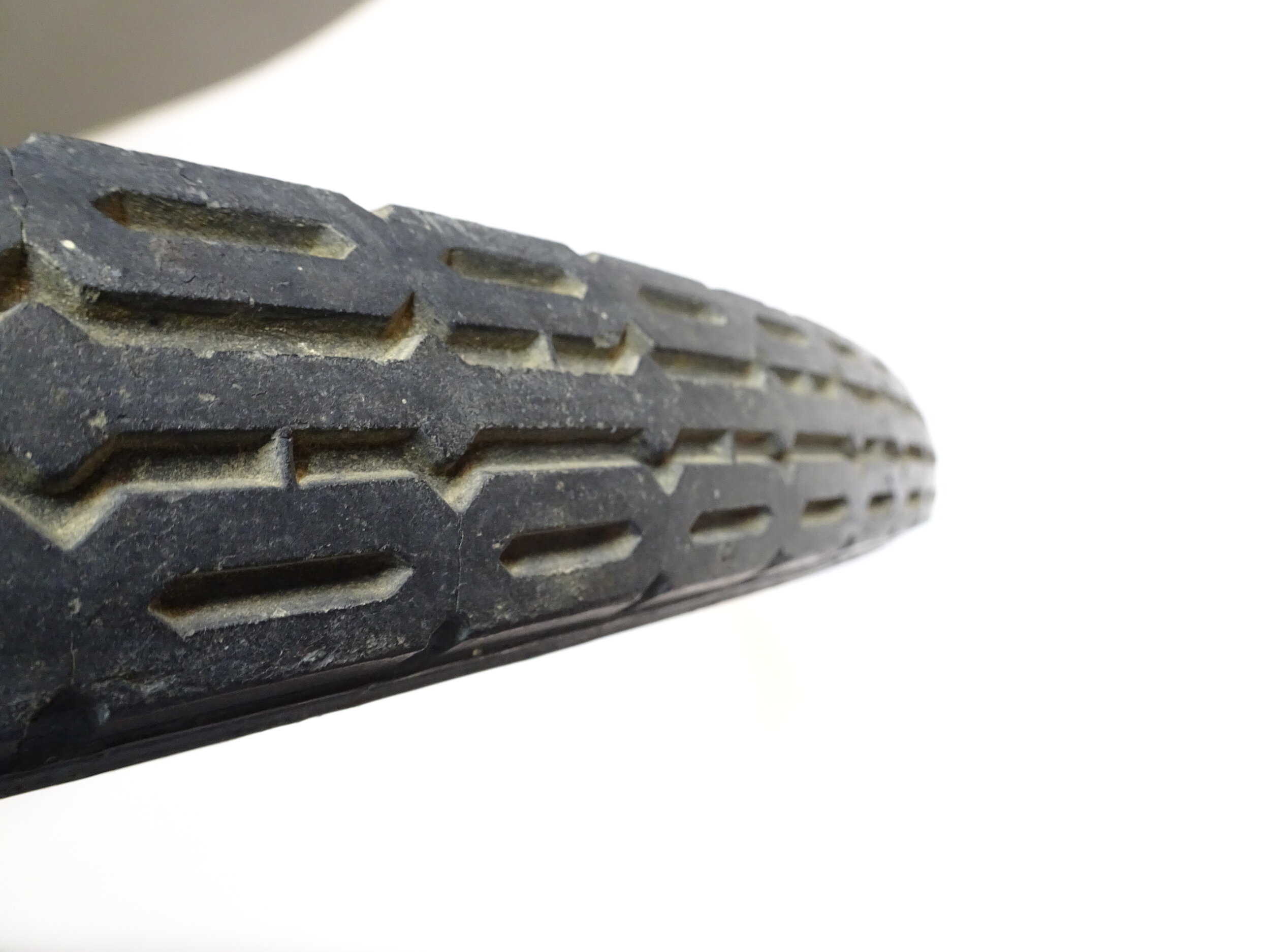 Withdrawn - Vintage 28 X 1 1/2 Penn Arrow single tube tire | Archive ...