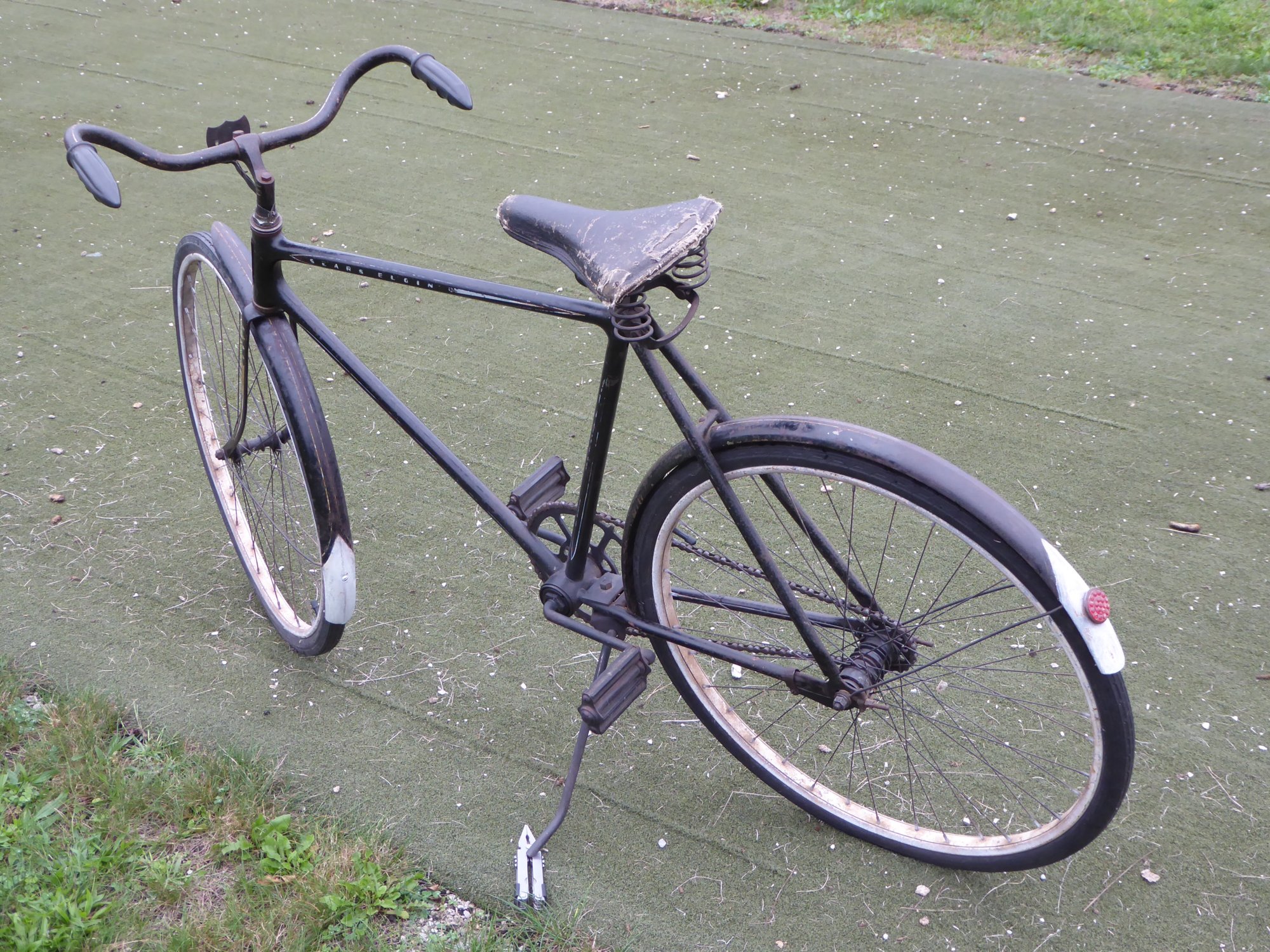WWII Ration Era Elgin Lightweight - Built by Who? | Vintage Lightweight ...