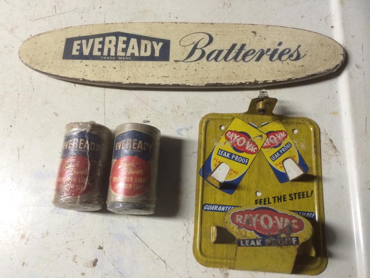 WTB - Vintage "D" cell batteries like these - PAYING TOP DOLLAR ...