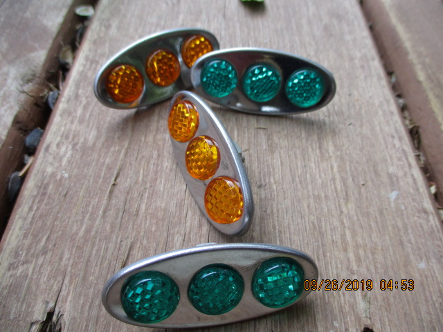 Reduced - Four/4 oval triple plastic reflectors for bicycles ...