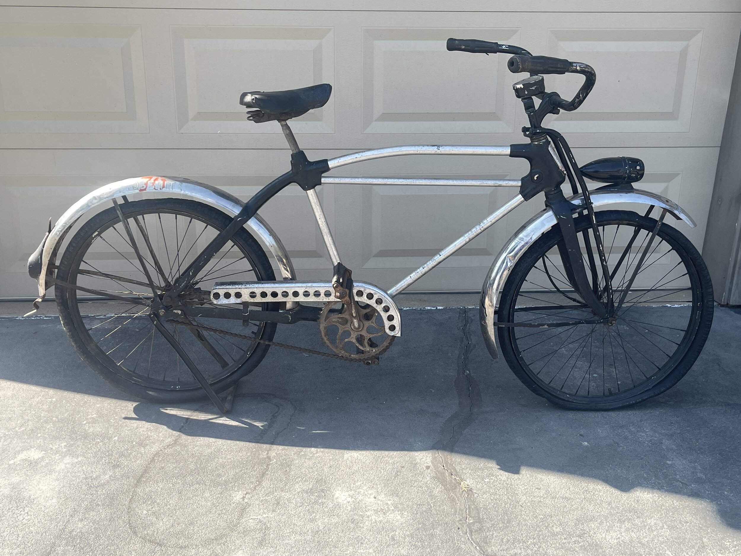I’m looking for a Model and Year for this Monark. | WHAT IS THIS THING ...