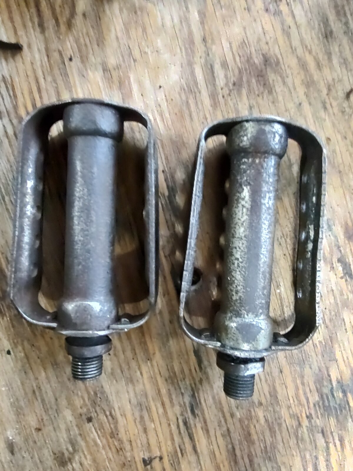 Ladies toc crescent rat trap pedals | Sell - Trade: Bicycle Parts ...