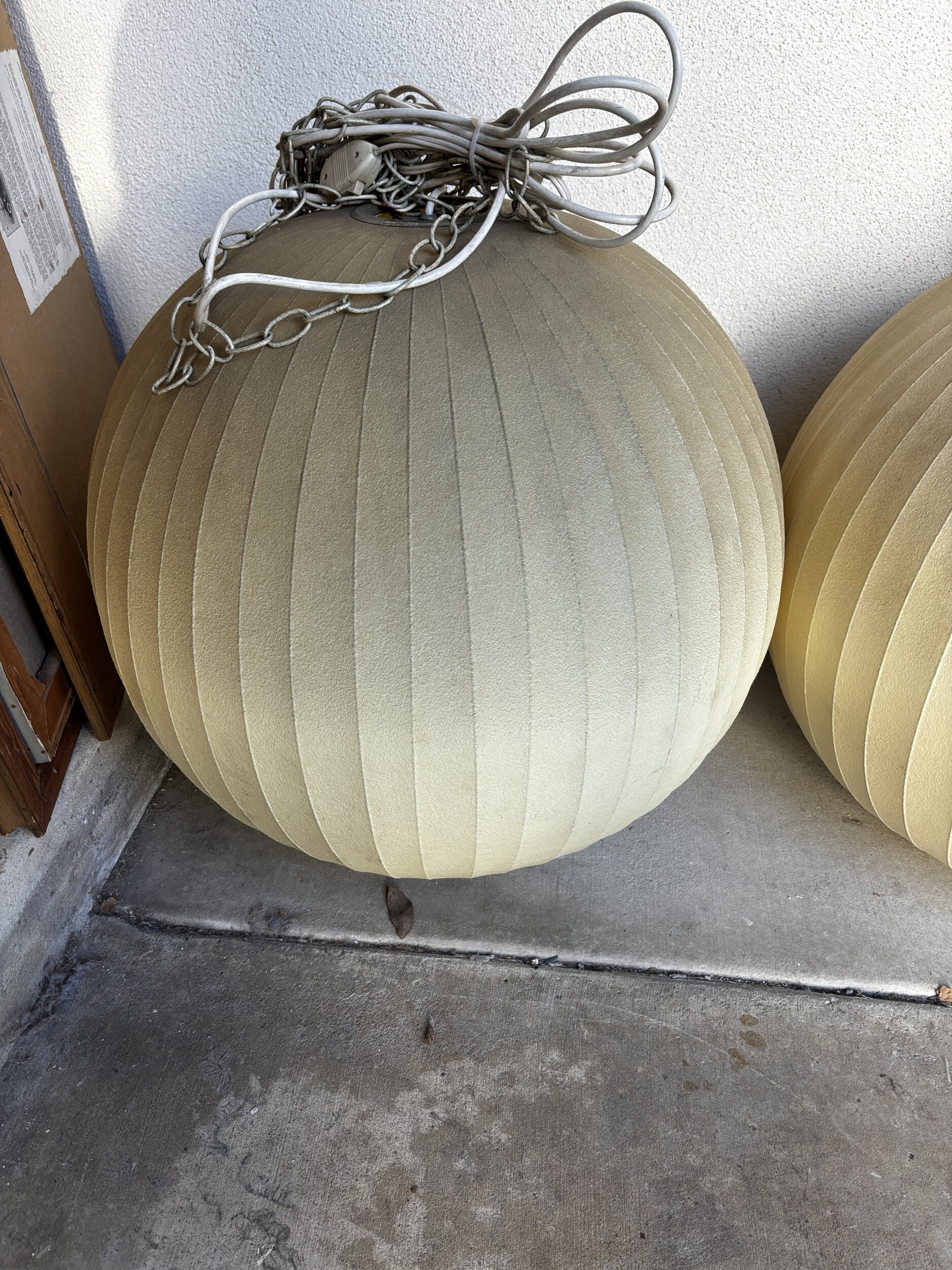 Sold - 1 Mcm bubble hanging light fixture George Nelson for Howard ...