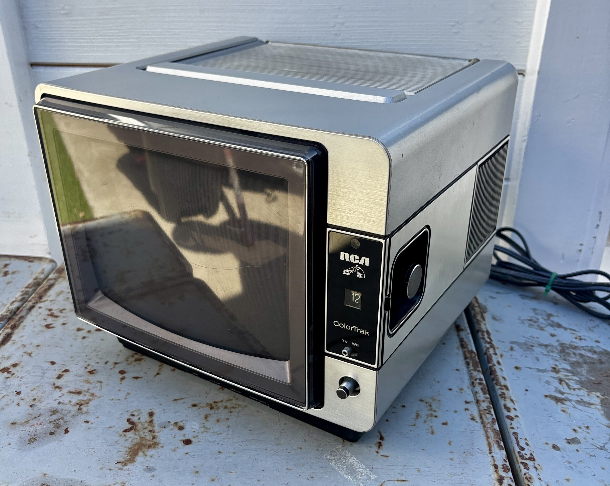 Vintage 1981 television 9 Inch RCA TV Monitor Model EFR 293S. Tested ...