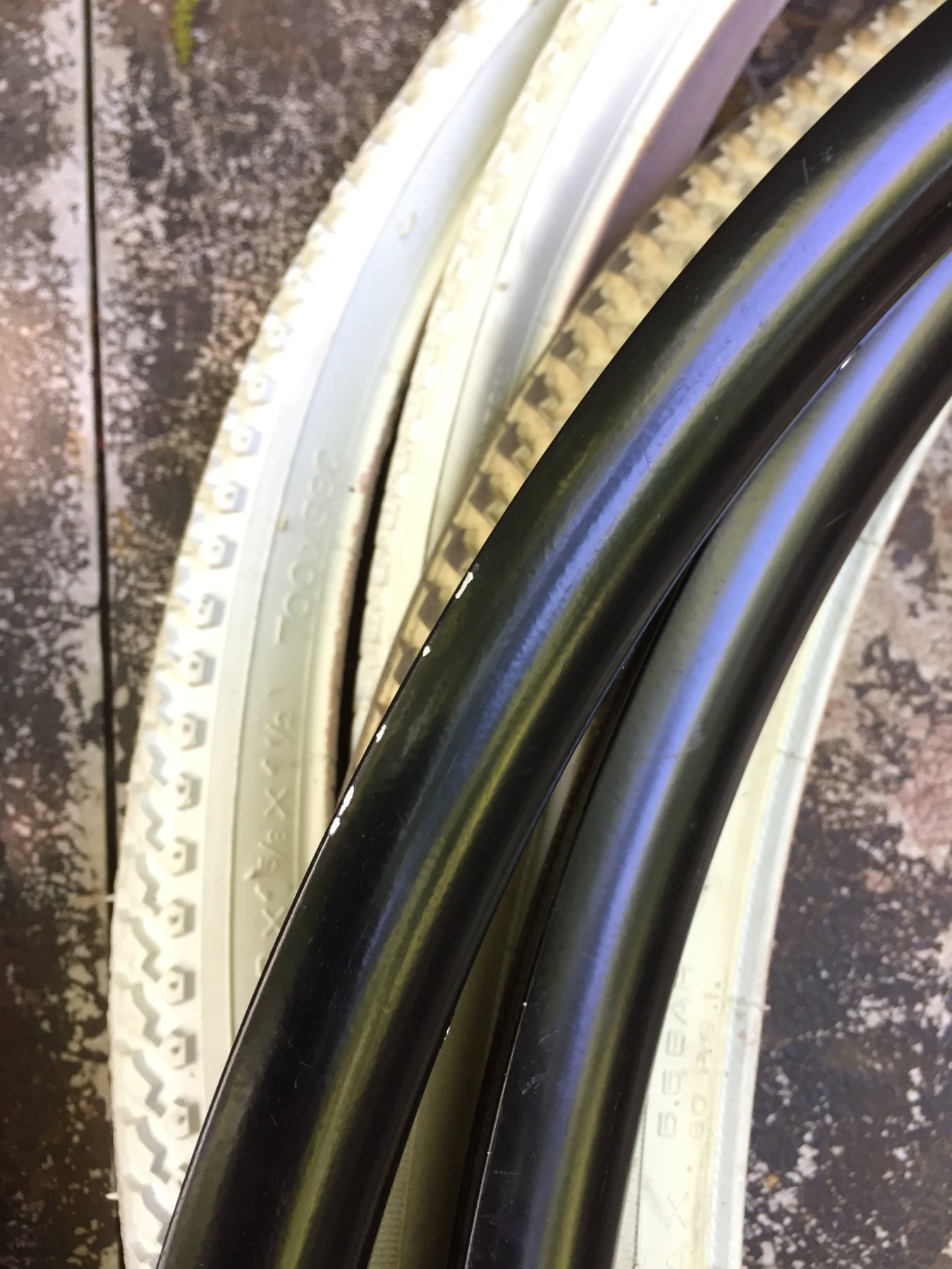 Sold - SOLD! Velocity P35 Blunt Rims 700c 36H 28" Motorbike Rims ...