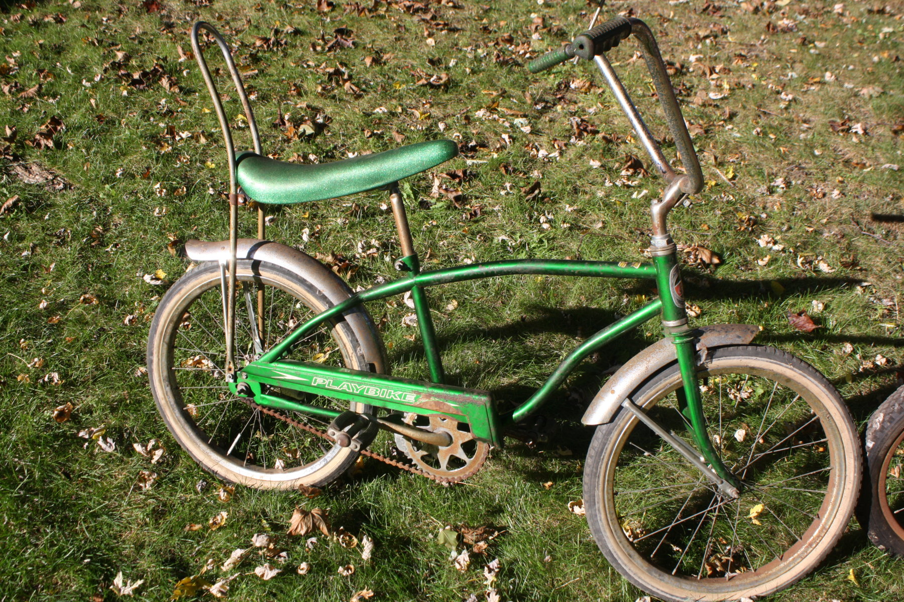Three Second Rate Muscle Bikes For $100 | Schwinn Stingrays and Other ...