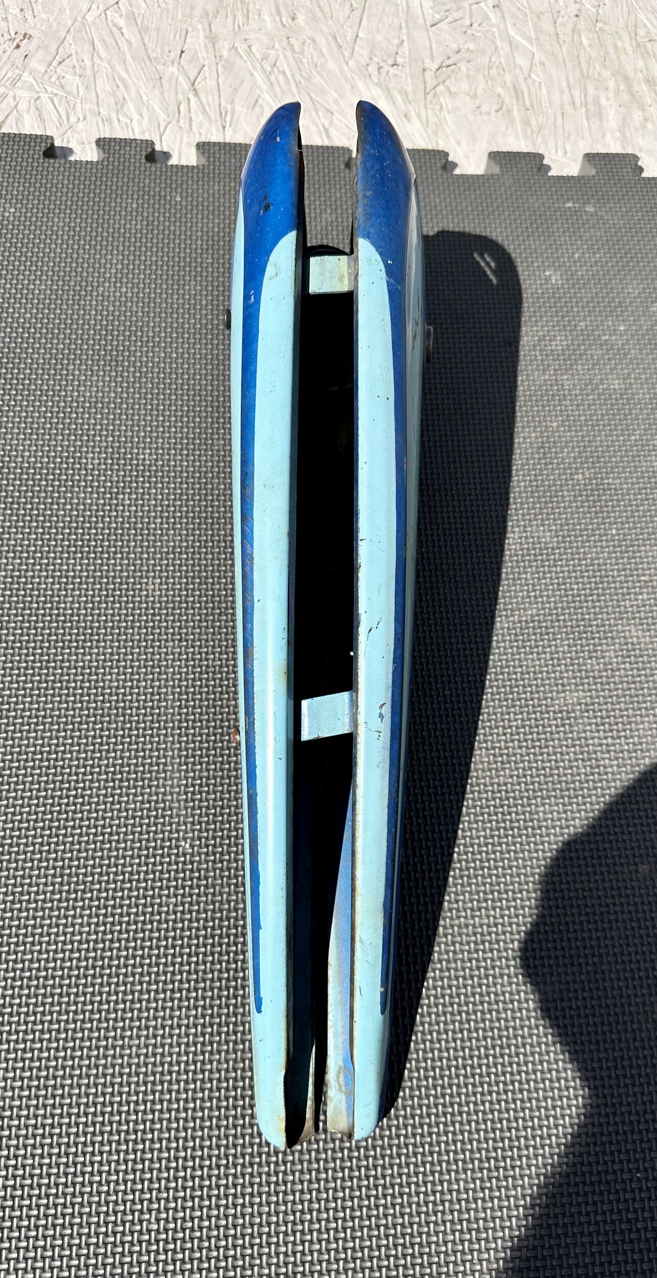 Sold - Schwinn Blue Cantilever Tank w/horn | Archive (sold or withdrawn ...