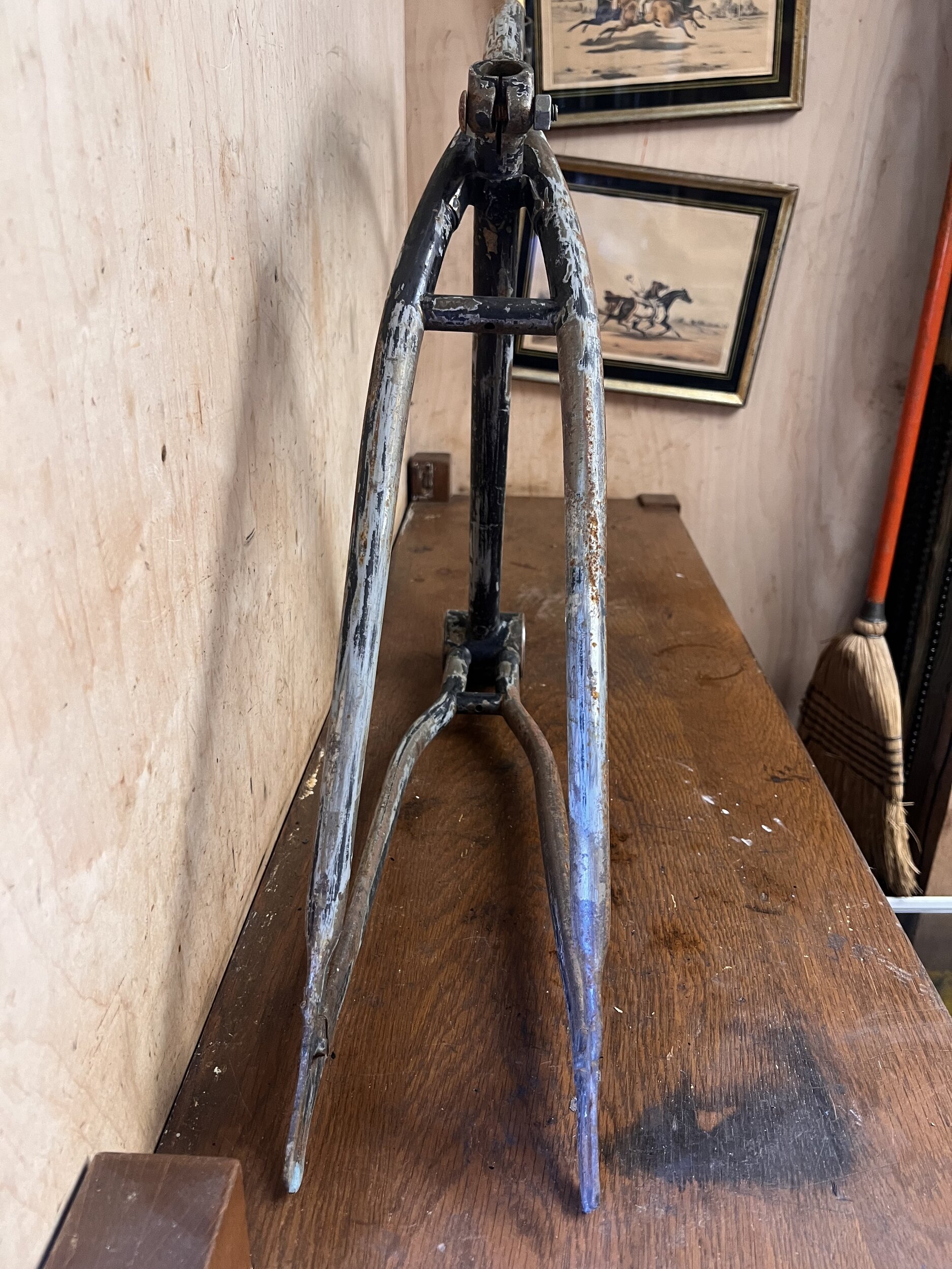 Sold - FS: Shelby prewar boys y frame w/ badge $185/shipped | Archive ...