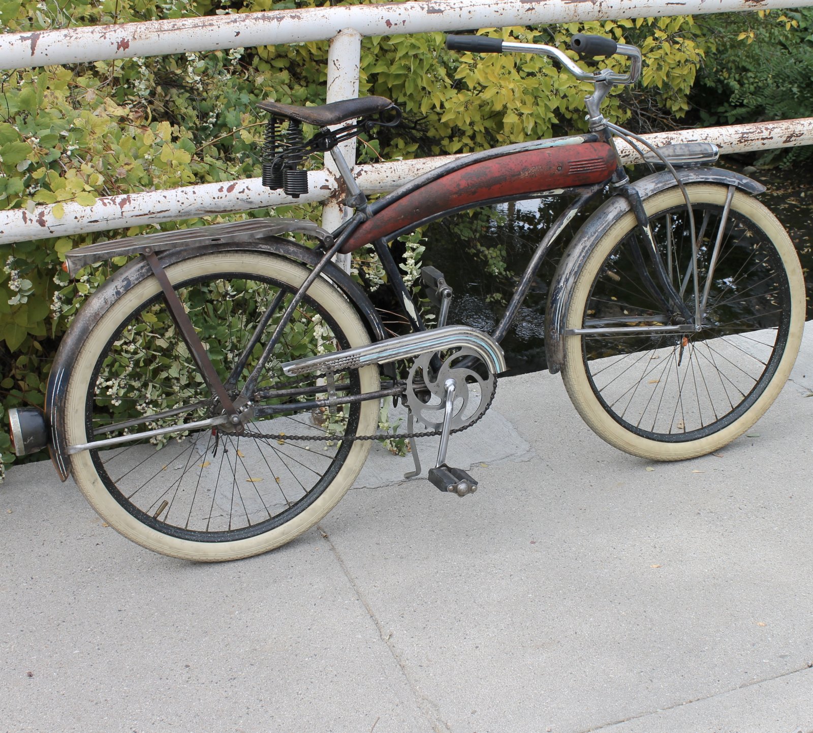 Prewar Long-Tank Huffman Dixie-Flyer | Classic Balloon Tire Bicycles ...