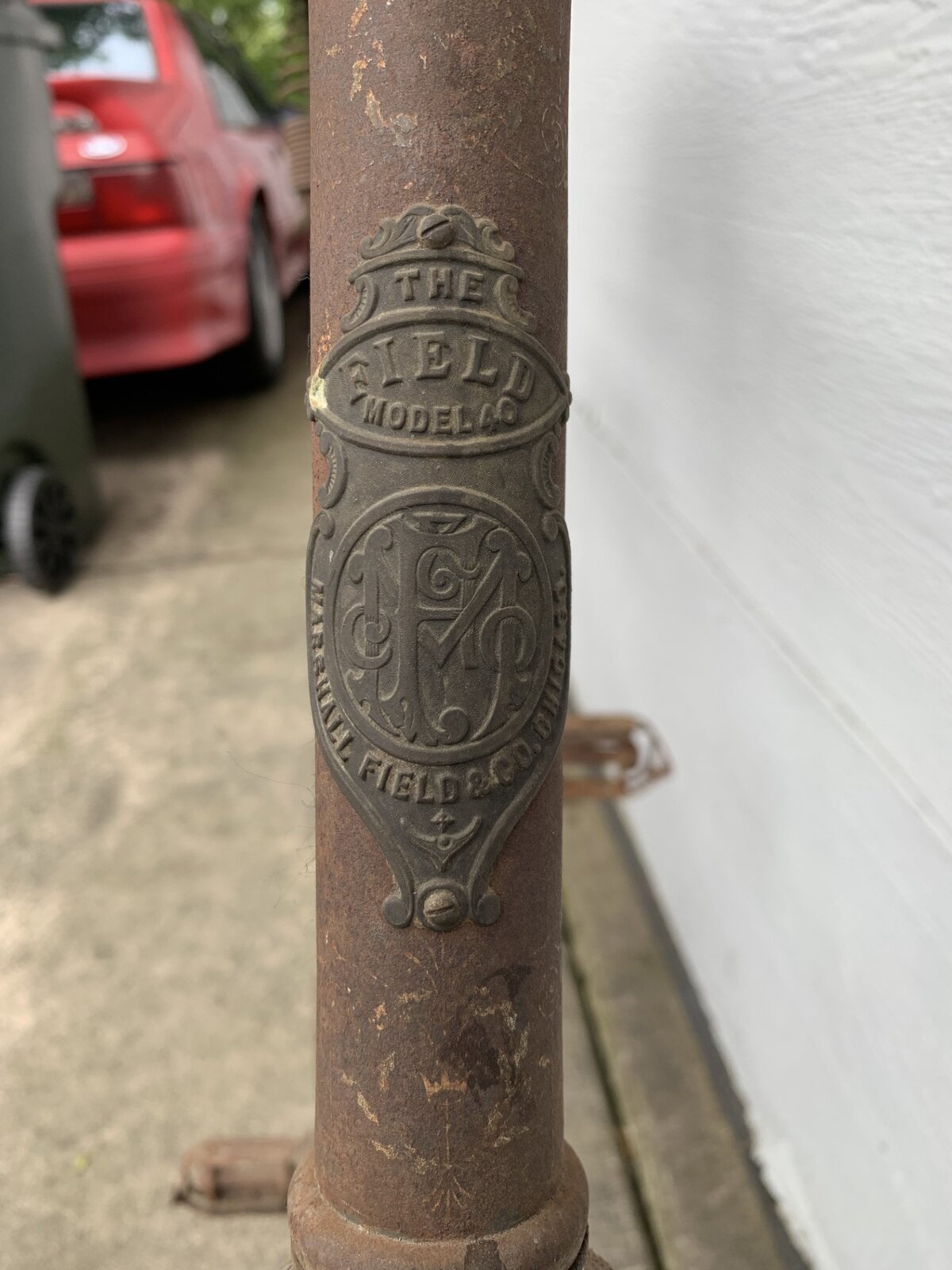 Need help to ID manufacturer of this cir. 1905 Marshall Field bike ...