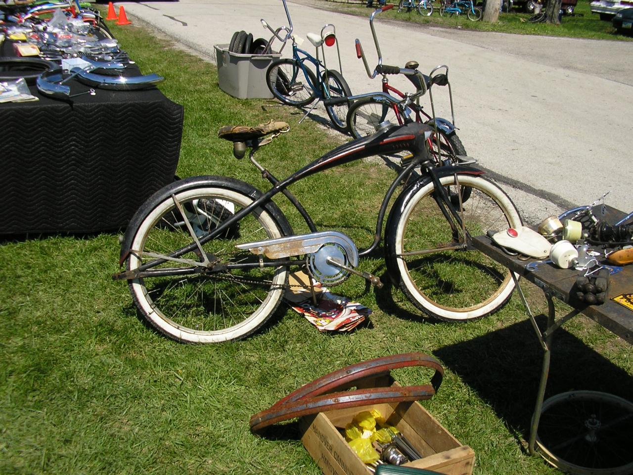 Elgin Bluebird photos | Classic Balloon Tire Bicycles 1933-1965 | The ...