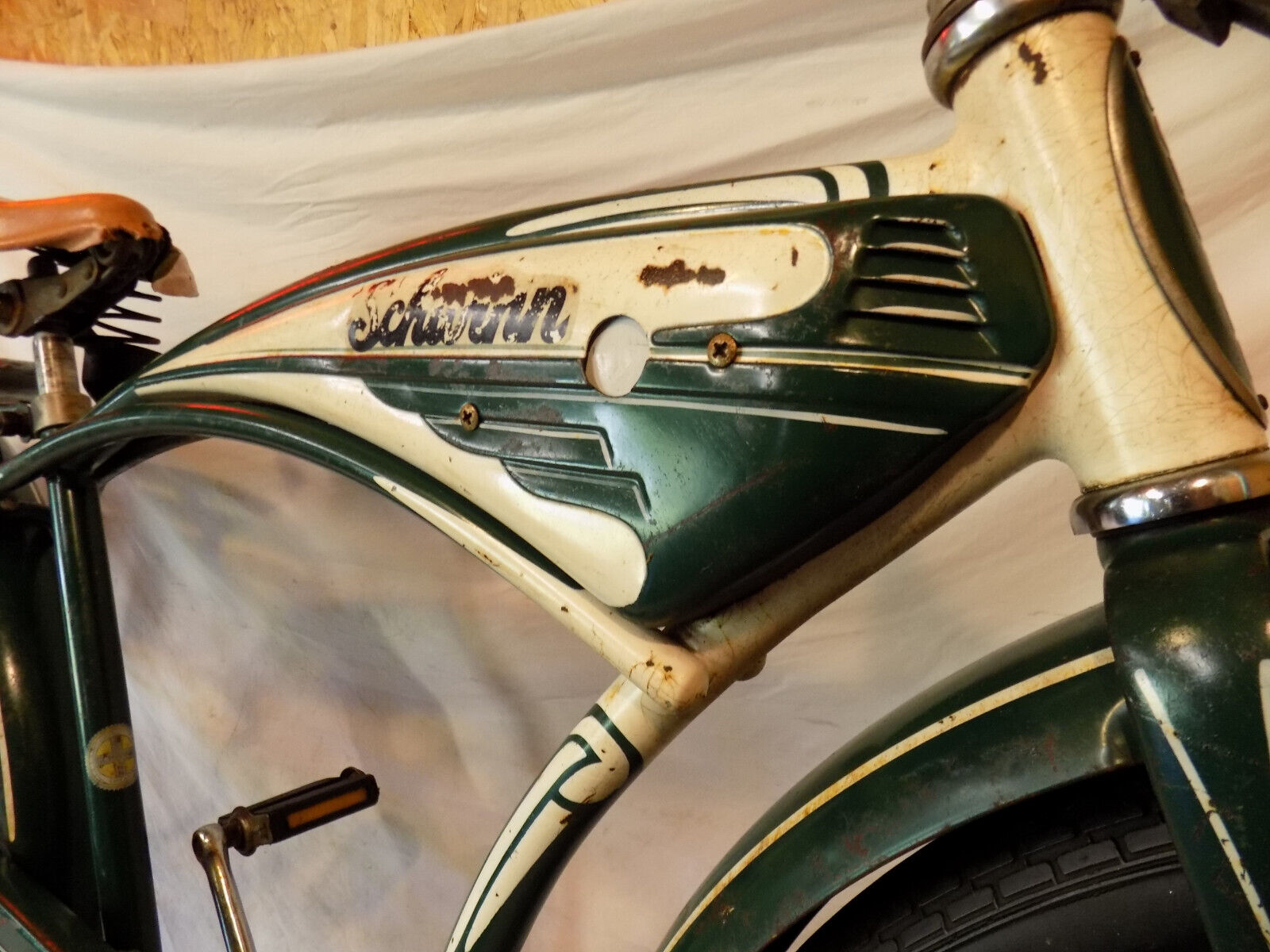 1952 Schwinn Streamliner Tank 24 Bicycle Vintage Hornet B6 Dx S7 ...
